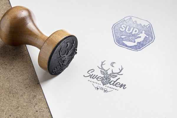 Logo Design Inspiration: the use of Symmetry in Famous Logos